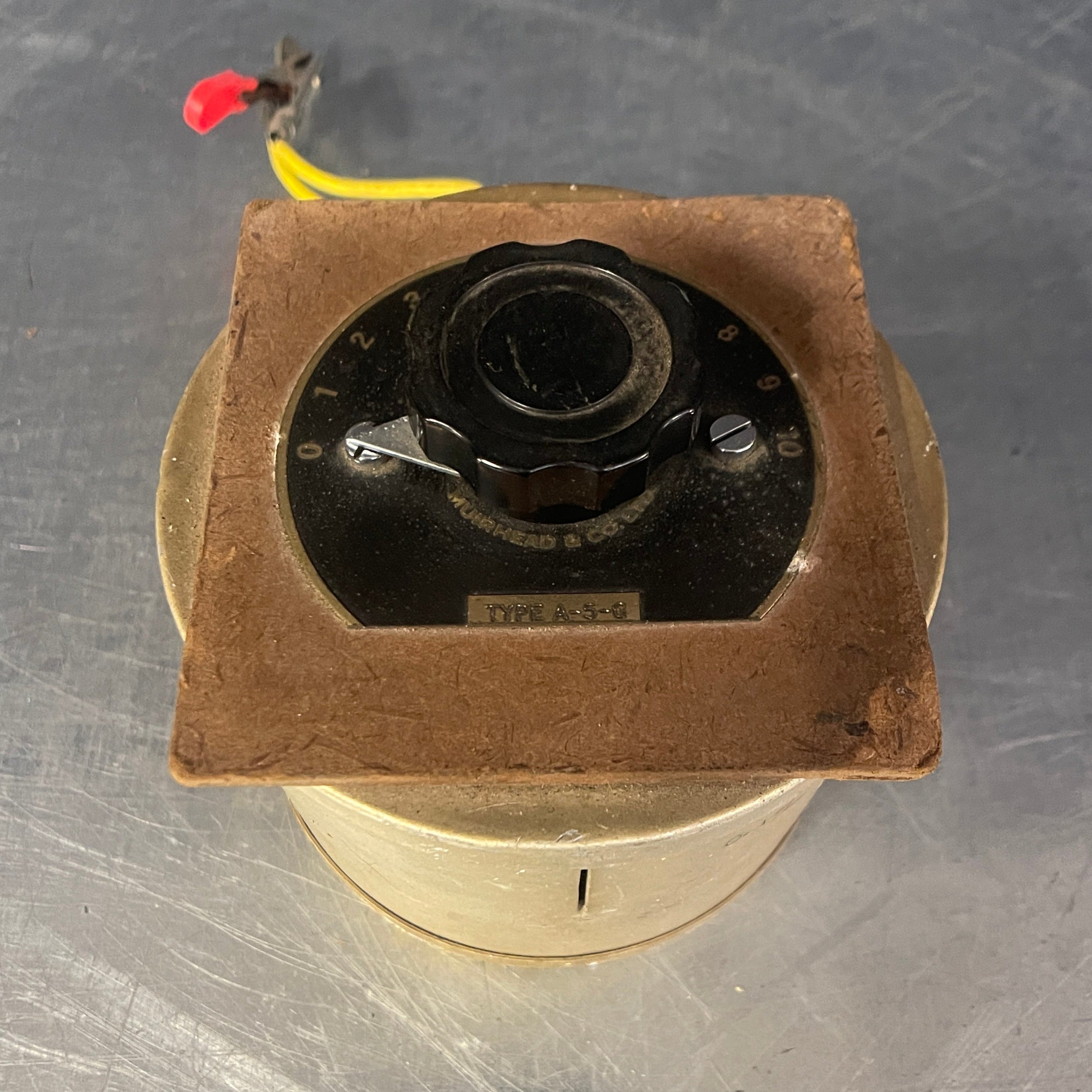 Large round dial Qty 1 – Powerhouse Props