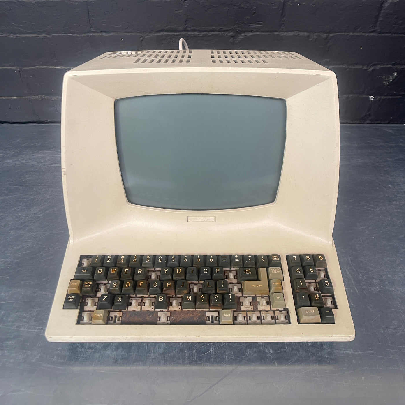 Computer Televideo 910 Qty 1 – Powerhouse Props